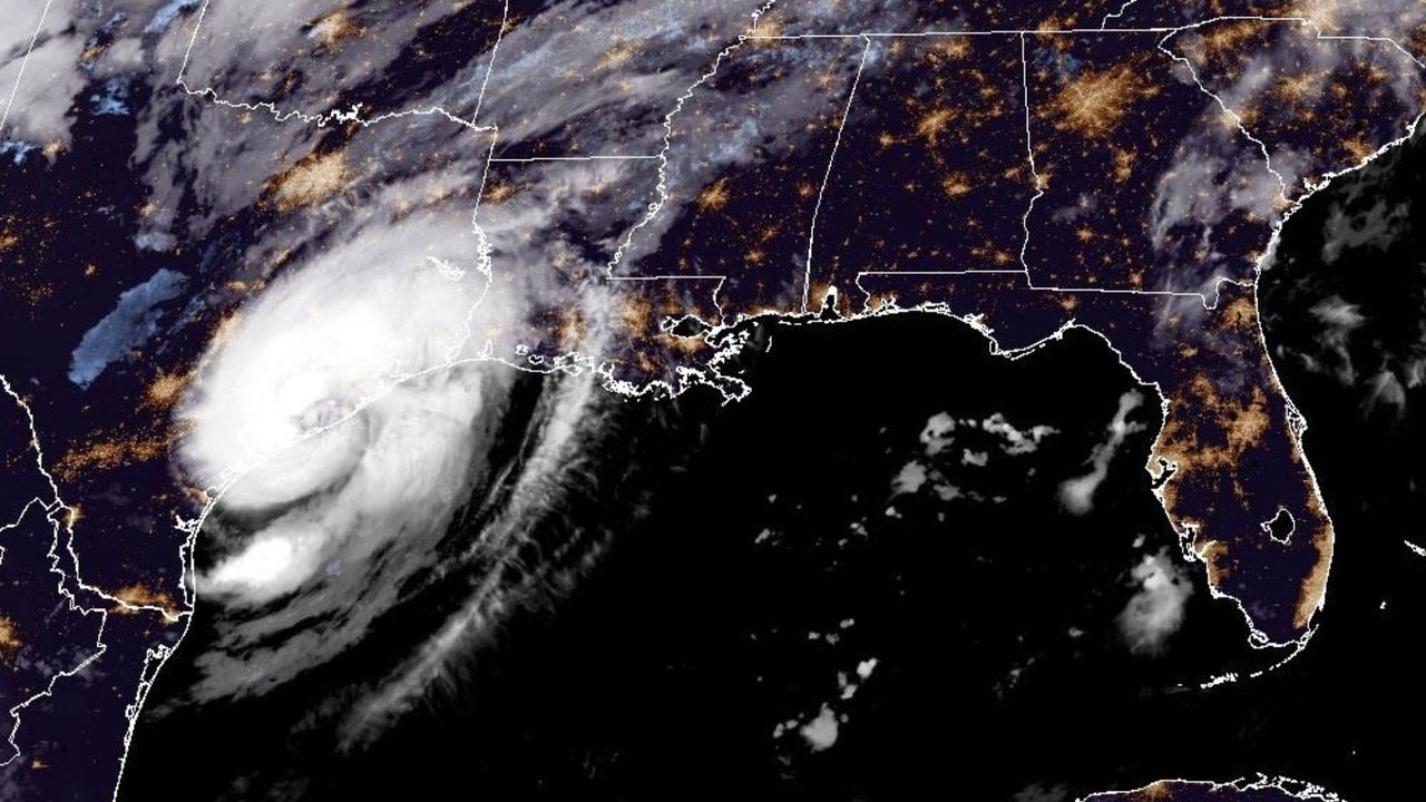 Beryl makes landfall in Texas | Bermuda Re